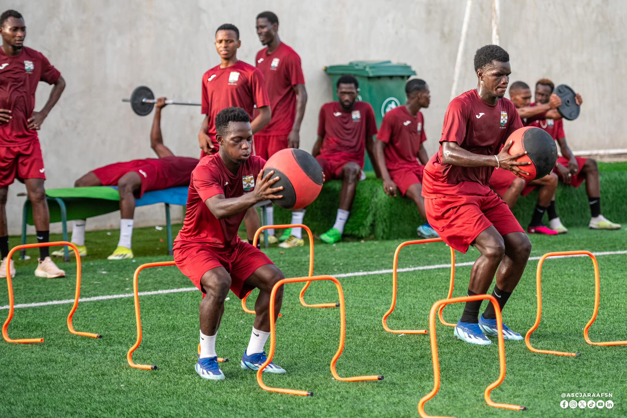 ASC Jaraaf – Le club, une histoire, 52 ans en première division.